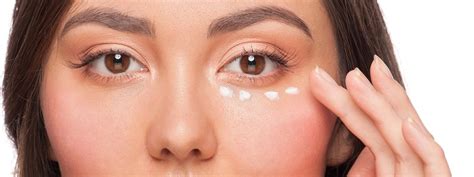 ۸ روش خانگی رفع گودی زیر چشم و دلایل فرورفتگی چشم مجله سلامت دکترتو