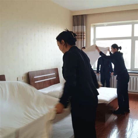 【工会动态】勤得利农场有限公司工会开展一线职工岗位技能竞赛活动比赛服务人员工作
