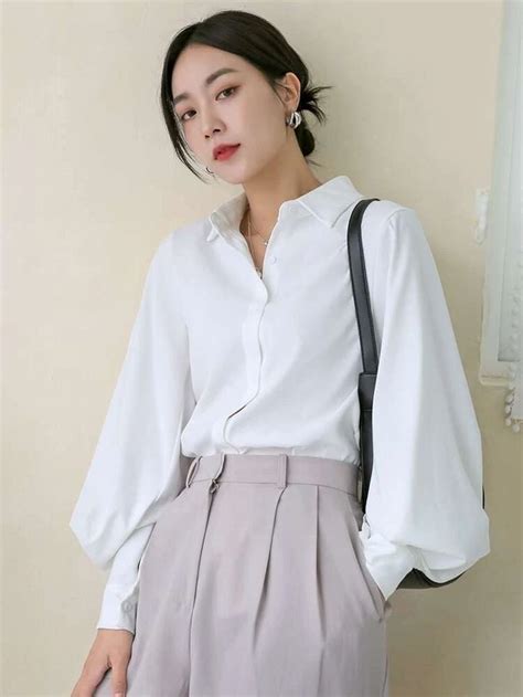 Dazy قميص موحدة اللون أزرار أمامية أكمام فانوس Lantern Sleeved