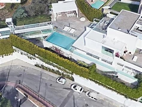 La Mansión De Shakira Y Piqué En Barcelona Está En Venta Dividirán Las