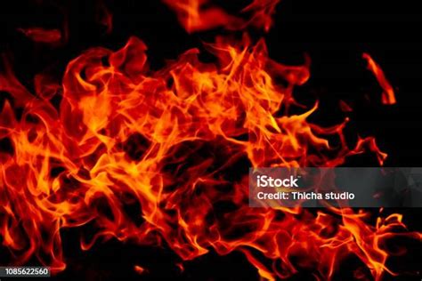 불 개요에 검은 배경에 화재 불길 가연성에 대한 스톡 사진 및 기타 이미지 가연성 곡선 금속 Istock
