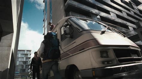 Roadkill 2011 [1080p Bdrip X264 [ Telugu] Aac 2gb Esub