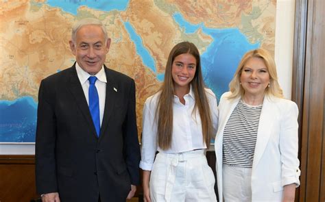 Netanyahu Jokes With Noa Kirel You Dont Want To See Me Dance The