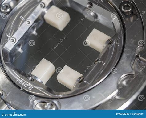 Hybrid Ceramics Composite And Ceramics Into The Milling Machine Stock