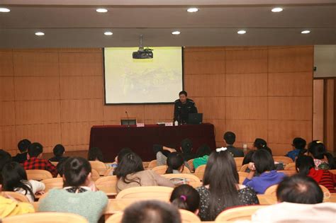 我院开展 “遵守交通法规 关爱生命旅程”文明交通宣传活动 浙江财经大学后勤服务中心