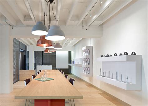 Alexander Fehre Designs Office For A Conveyor Belt Manufacturer