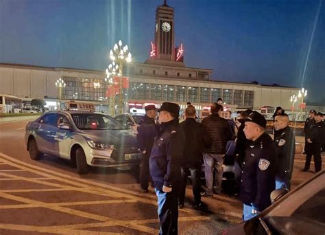 芙蓉区多措并举 应对五一期间长沙火车站客流高峰 服务 火车站东 地区