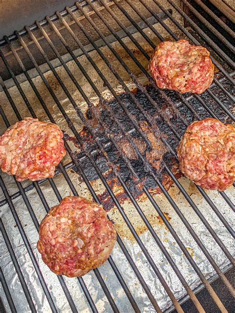 Juicy Traeger Smoked Burgers Simple And Fraiche
