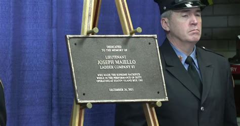Plaque Honoring Fallen Fdny Lt Joseph Maiello Dedicated At Staten