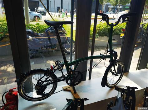 Brompton 小布 折叠单车品牌 折叠自行车 罐头图库
