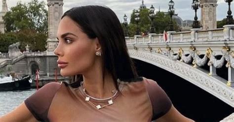 Fashion Nova Model Drops Jaws As She Steps Out In Topless Illusion T