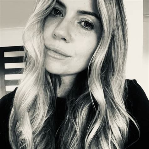 Victoria Bowness Mentor Vb Theedit • Threads Say More