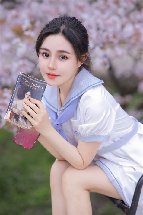桃暖酱上学路上 13 60