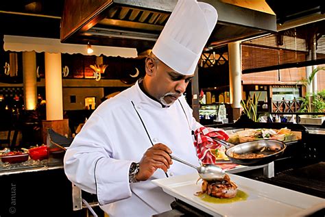 Peggy Loh ~ My Johor Stories Ravi Our Singing Chef