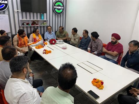 Dr Harsh Vardhan On Twitter व्यापार व उद्योग समाज को ताकत देता है