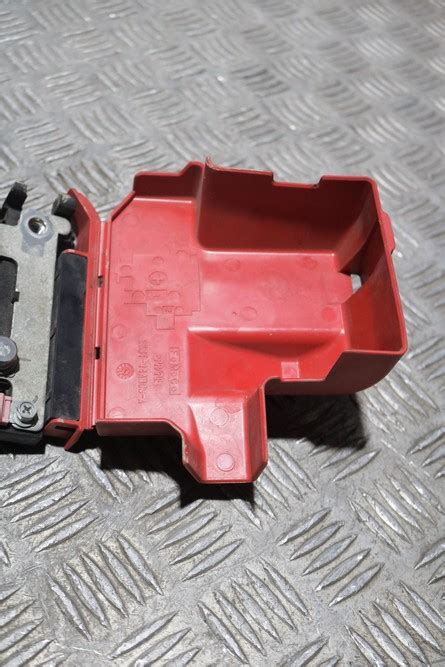 FORD RANGER MK3 BATTERY POSITIVE MAIN CLAMP LEAD CIRCUIT BREAKER 2016