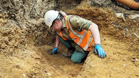 英国考古学家在伦敦地下发现了一个名为伦登维克的撒克逊小镇的遗迹 神秘的地球 科学自然地理探索