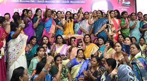 Maloth Kavitha మహబూబాబాద్ తేదీ 31102019 మహబూబాబాద్ పట్టణ కేంద్రంలో