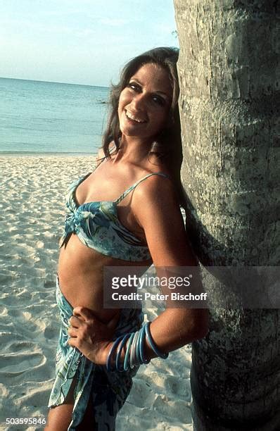 10 Hot Sexy Wenche Myhre Bikini Pics