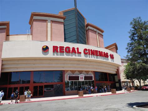 Movie Theater «regal Cinemas Manchester 16 Reviews And Photos 2055 E