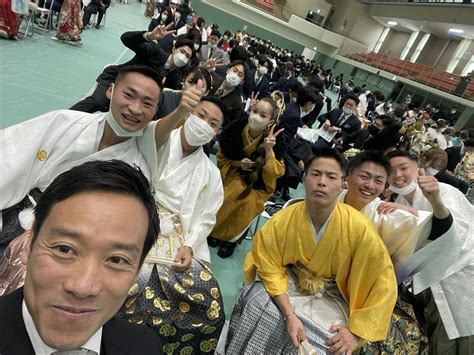 南出賢一 ／大阪府泉大津市長 On Twitter 泉大津市二十歳の集い。おめでとう！心からエールを送りました。 志を育む大切さ。メディア