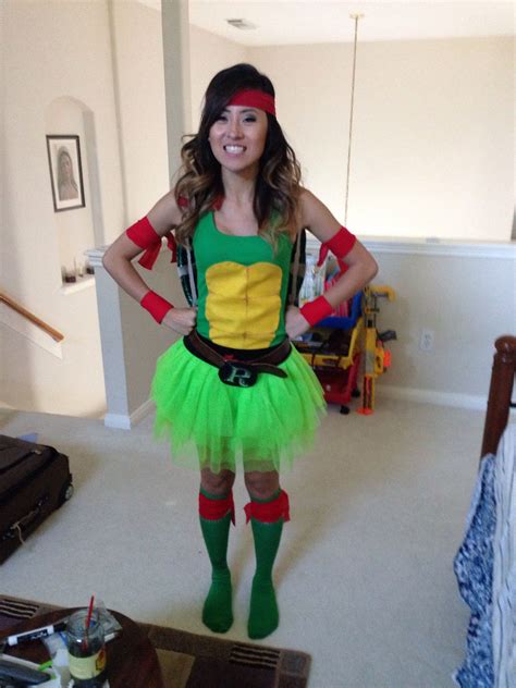 Pin By Mandi White On Halloween Cute Halloween Costumes Halloween