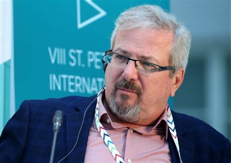 «Сам себе режиссер», слова об Украине, жена: как живет Алексей Лысенков ...
