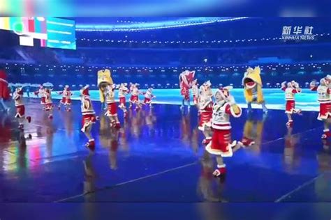 冬奥会开幕式上的“小萌虎”们来给大家拜年啦！ 北京冬奥会开幕式门票长这样 小萌 冬奥会