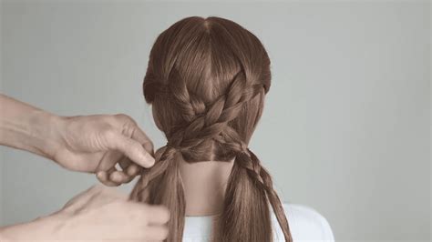【学校の行事にも】三つ編みだけで作れる可愛い子どものヘアアレンジ♡ 4yuuu