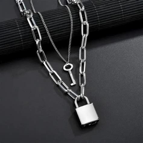 Chained Neck Telegraph