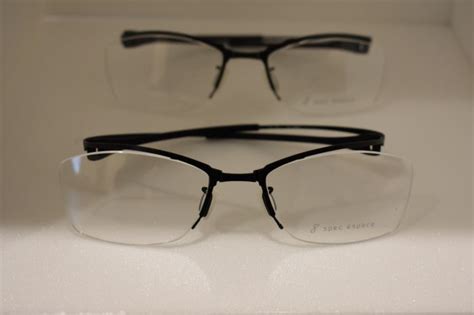 お勧めフレームのご案内ニュース＆ブログ）｜補聴器の荒木横須賀 逗子 葉山 久里浜の補聴器ならお任せください。認定補聴器技能者による独自の