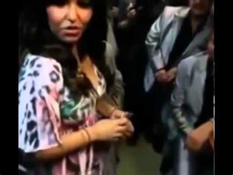 Reportera Se Desnuda Frente A Camaras Por La Arrolladora YouTube