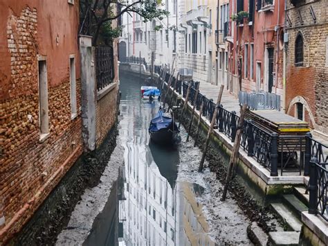 A Long Low Tide Dries Up Venices Smaller Canals Smithsonian