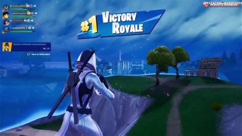 I Got My First Win In Fortntie Reload Youtube
