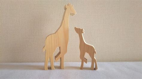 シンプルな キリンの親子 木製オブジェ 青森ひば 青森ヒバ木工 Arajin ～ アラジン