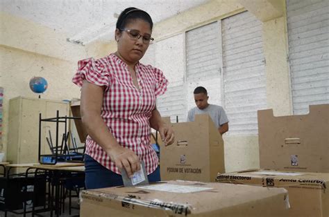 El Poder Del Voto De La Mujer Lisandro