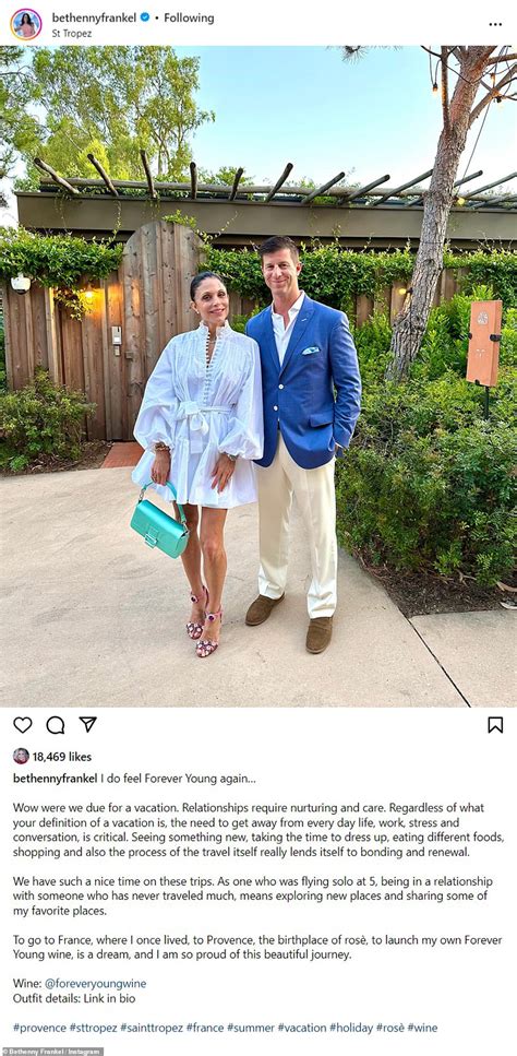 Bethenny Frankel Models Swimsuit Talks Stress Then Deletes Post