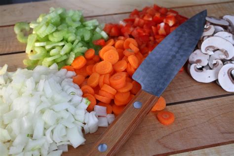 Making Mamas Kitchen Slow Cooker Shredded Flank Steak Stew