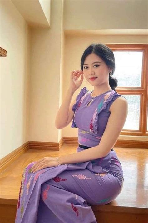 Theim Soe Adlı Kullanıcının Sweety Myanmar Panosundaki Pin