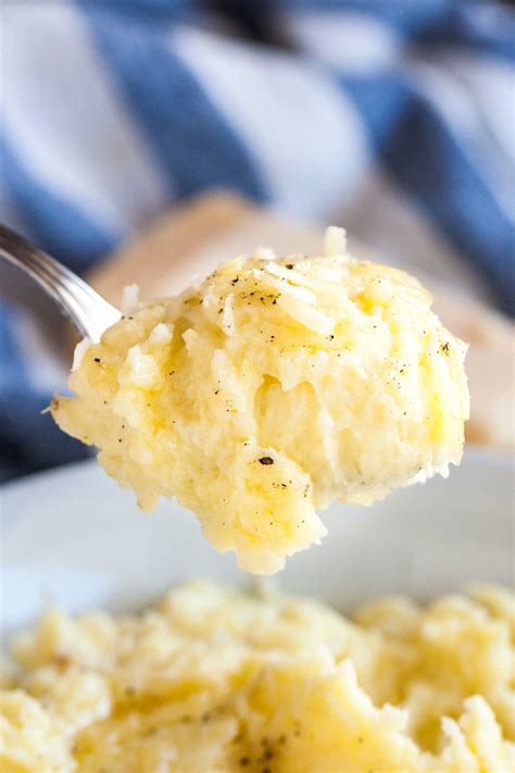 Creamy Roasted Garlic Mashed Potatoes Recipe Plated Cravings