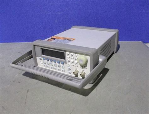 Used Agilent 33210a Function Arbitrary Waveform Generator 10 Mhz Ebay