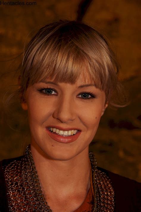 Natalli Diangelo Meets Her Secret Lover In A Cave For Anal Sex 15 Photos