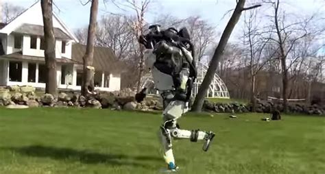 Няколко примера за плашещите умения на роботите Profit Bg