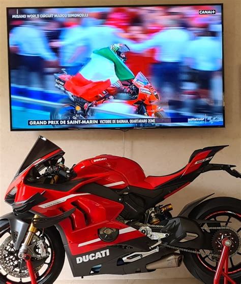 Épinglé par AEX sur Kawasaki ninja Ducati Grand prix Saint marin