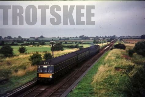 35mm Slide Br British Rail Diesel Dmu Class 115 Waddesdon 1964 Original
