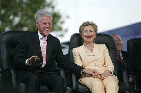 How Hillary Clinton Reacted To Her Husbands Infidelity