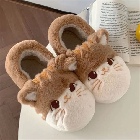 Cozy Smiley Kitty Kawaii Slippers 🈹 Japan Box