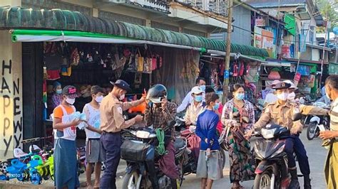 ငပု တောမြို့နယ်၌ ကြက် ခြေနီအသင်းခွဲမှ တာဝန်ရှိသူများက ပြည်သူများပါးစပ်န