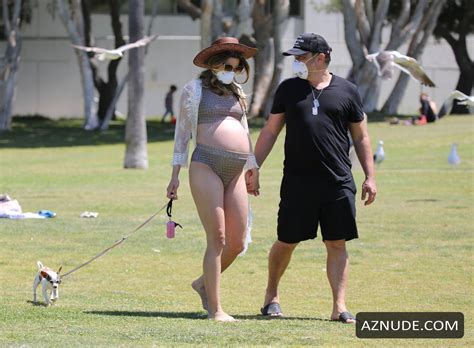 Rachel Mccord Takes Advantage Of The Los Angeles Heatwave To Break