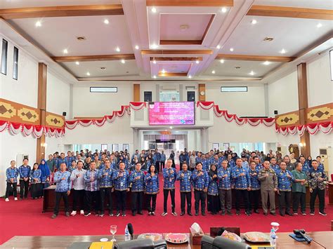 Sosialisasi Percepatan Penggunaan Aplikasi SIPD RI Info Kapuas Hulu